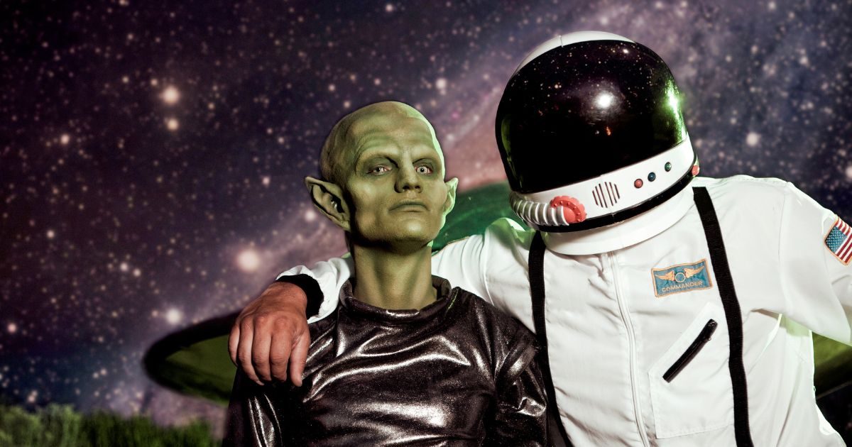 'एलियन' जैसा दिखते हैं भाई-बहन! देखने वाले उड़ाते हैं मज़ाक, पर गंभीर ...