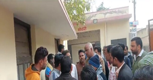 Churu Accident: चूरू में दर्दनाक सड़क हादसा, 5 लोगों की मौत, 4 की हालत ...