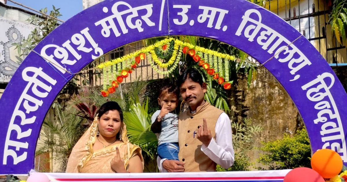 MP Voting Day: मतदान में कहीं मिला पोहा-जलेबी, तो कहीं चले पत्थर, जानें ...