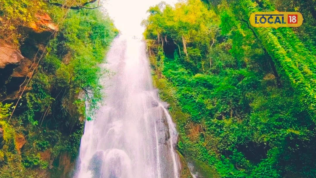 Bhurmuni waterfall is located amidst the forests in Pithoragarh