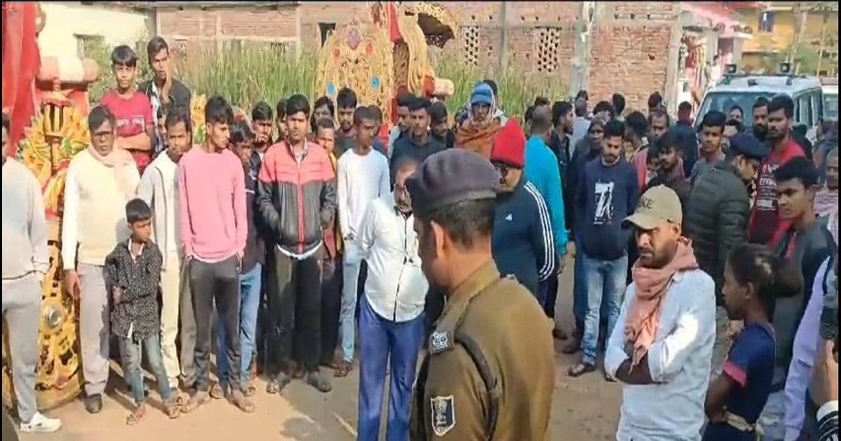 Bihar: कोचिंग जा रही युवती की हत्या, मनचले ने सरेआम कनपट्टी में मारी ...