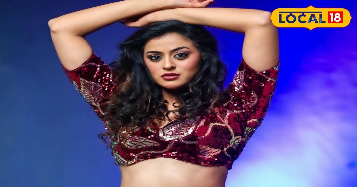 खेसारी लाल की हिरोइन यामिनी सिंह के साथ ठुमके लगाते हुए मनाना है न्यू ईयर तो पहुंचे यहां, यह है ...