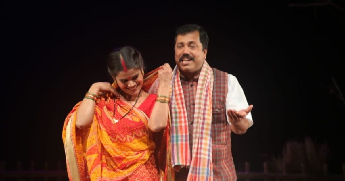 समाज के पाखंड को बेपर्दा करता स्त्री विमर्श का नाटक है 'बाबूजी' - Babu ...