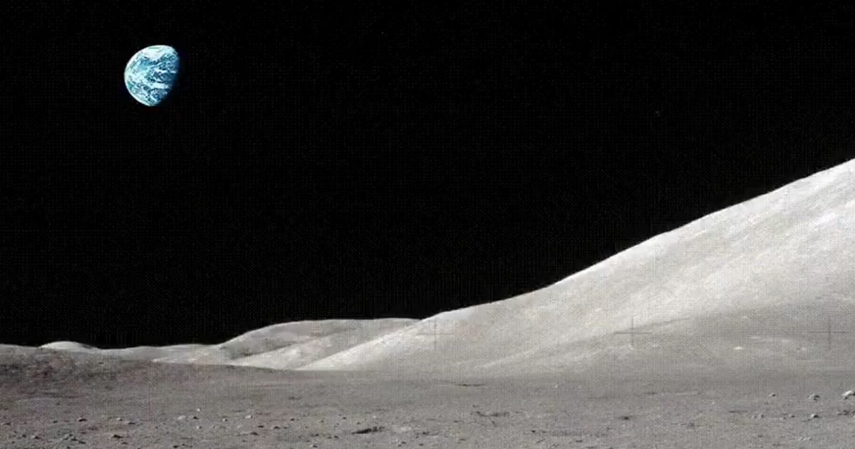 VIDEO: क्‍या नासा का सीक्रेट फुटेज हुआ लीक! चांद पर जमीन खोद रहा है ...