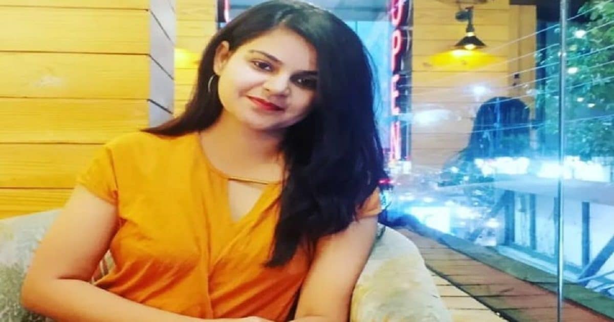 MPPSC टॉपर प्रिया पाठक की शादी को लेकर क्या है राय, टीना डाबी से हैं ...