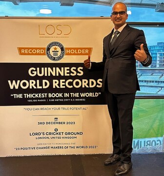 छा गए स्टॉक मार्केट सेफ ट्रेडिंग के मास्टर डॉ. रवि आर कुमार, गिनीज ...