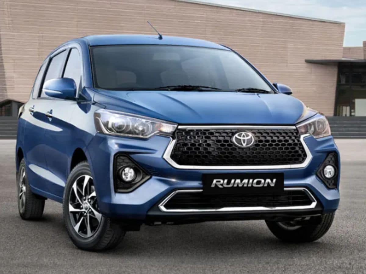 Toyota rumion 7 seater cng variant booking closed due to high demand ...