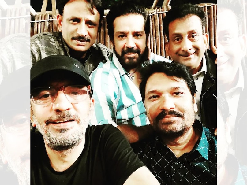 थिएटर से शुरू हुई लव स्टोरी, एक्टर ने मैरिड स्टारकिड के लिए तोड़ दी 11 ...
