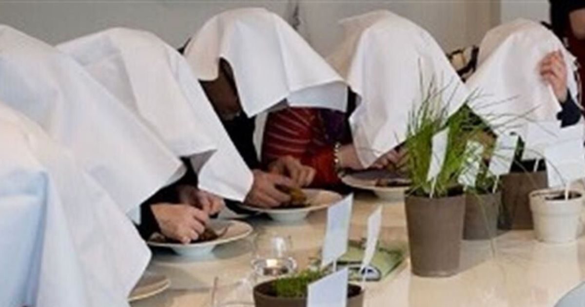 मुंह छुपाकर खाते हैं ये डिश, लोग कहते इसे 'पाप की थाली', जान‍िए कैसे ...