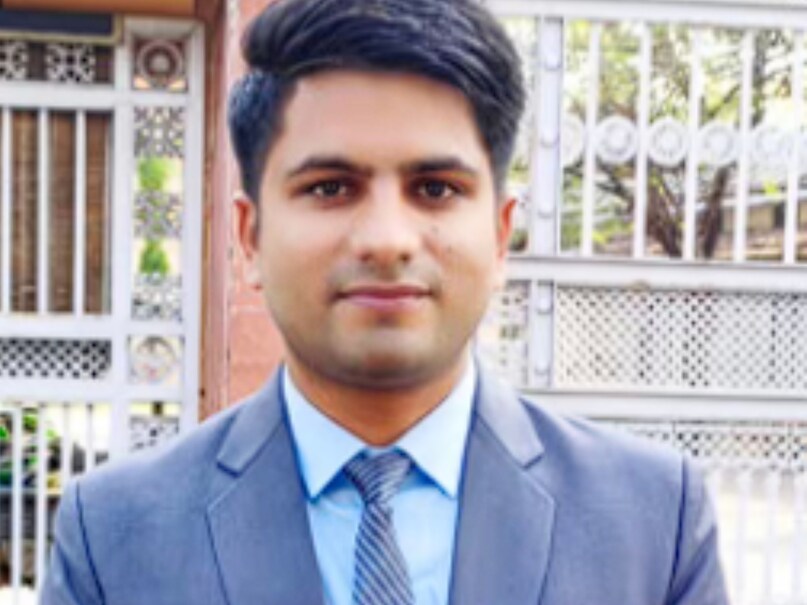 MPPSC Result : किसान का बेटा बना डीएसपी, चयन पर आशुतोष बोले- मेरे दादा ...