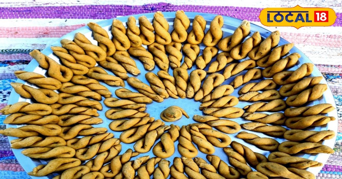 Ghughute cooks on ghughutiya festival in kumaun uttarakhand