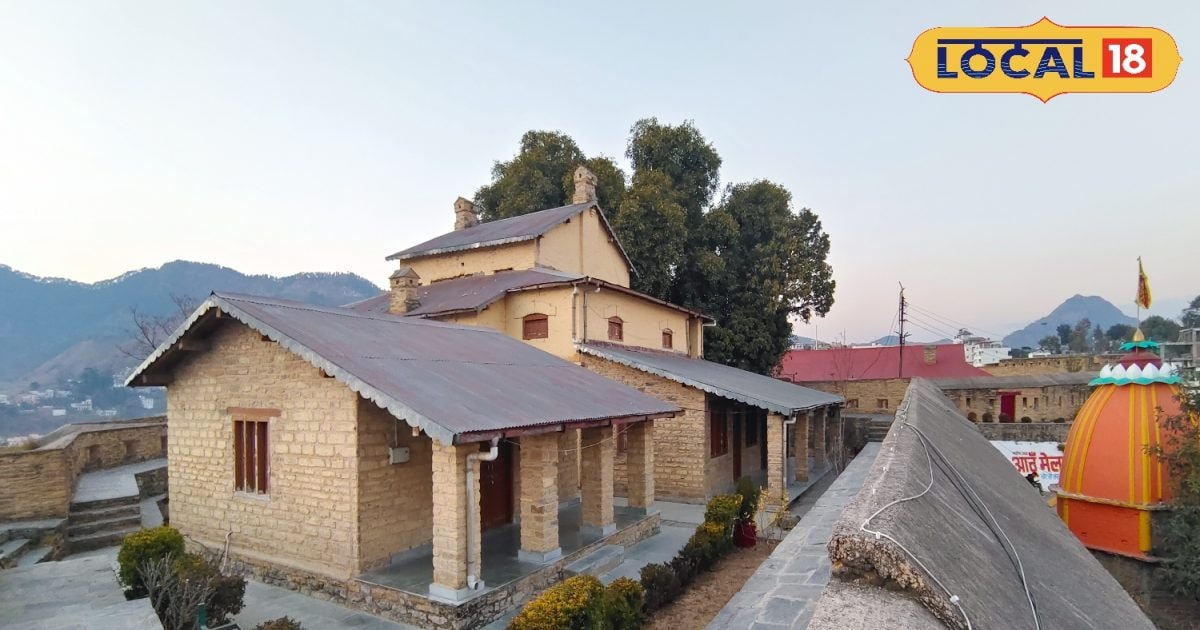 London fort history this quila was made by gorkha kings