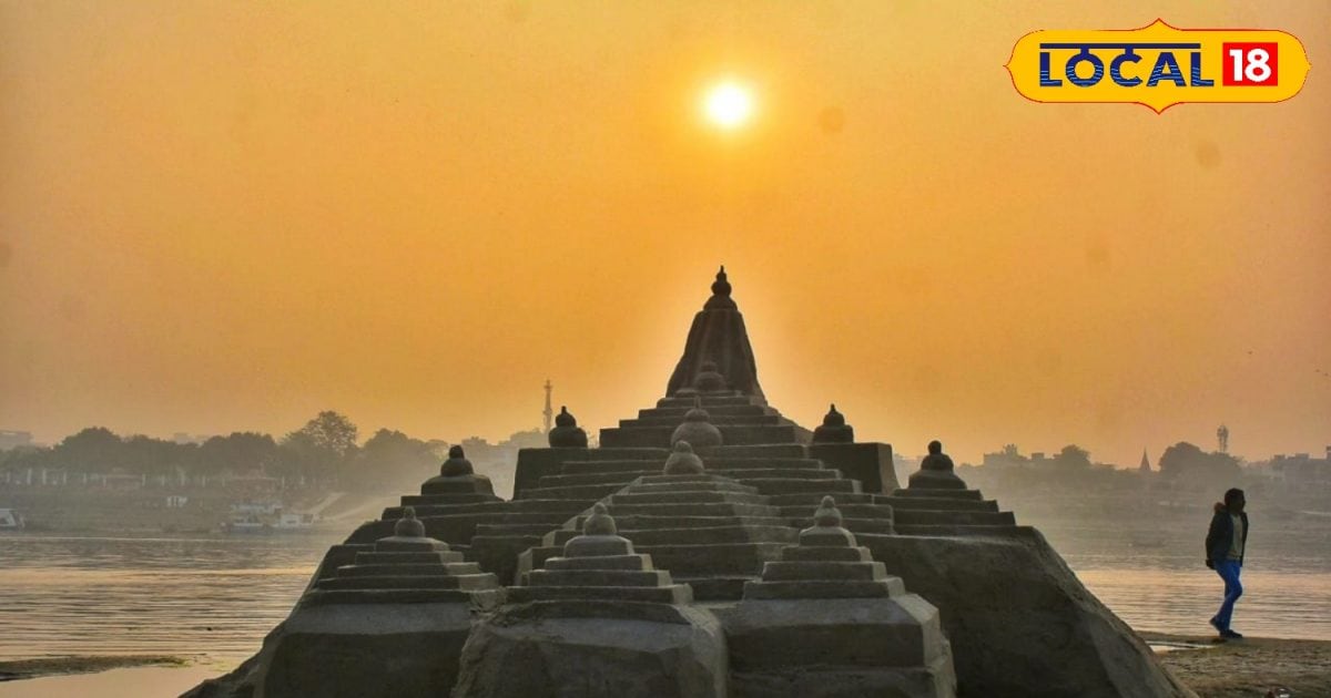 Ram Temple to Ram Setu Rammay sand art on sand across Ganga in Kashi
