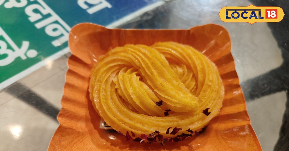 bengal sweet corner safdarjung enclave Paneer Jalebi famous in delhi ...