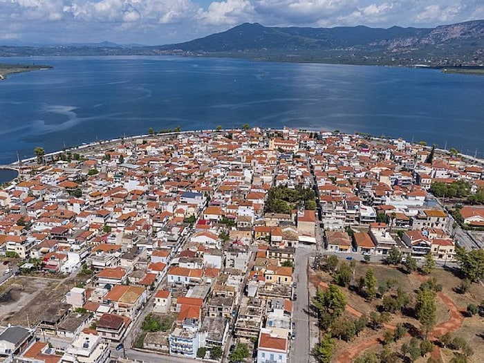 Beautiful town Aitoliko Island floating in stunning lagoon only ...