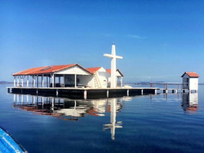 Beautiful town Aitoliko Island floating in stunning lagoon only ...