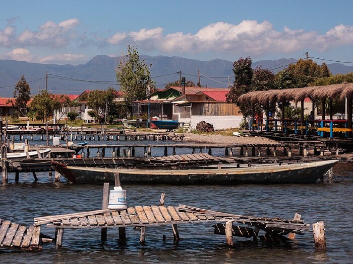 Beautiful town Aitoliko Island floating in stunning lagoon only ...