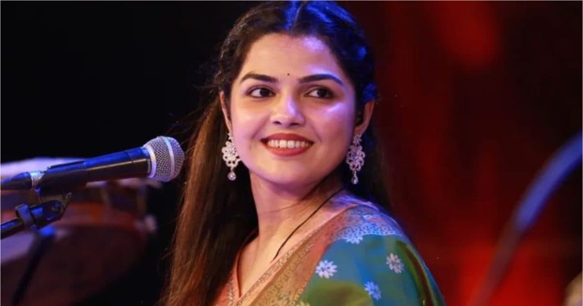 बिहार की स्वाति मिश्रा के बाद अब महाराष्ट्र की बेटी के भजन के मुरीद हुए ...
