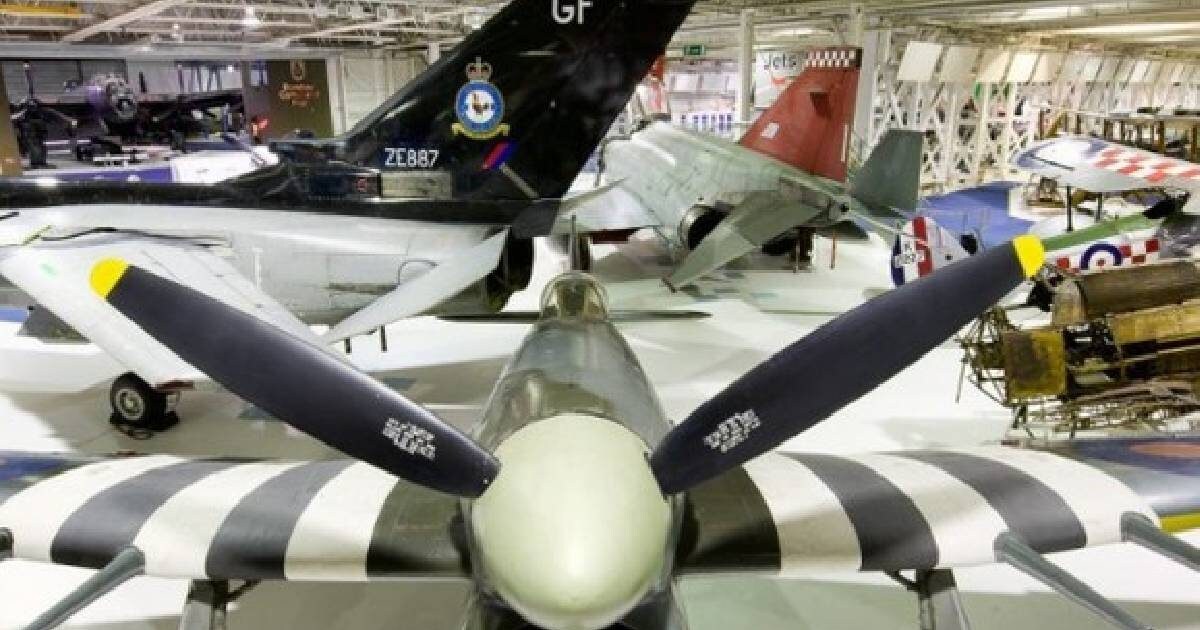 दुनिया में कहीं नहीं देखा होगा ऐसा म्यूजियम, बच्चों को होता है पायलट ...