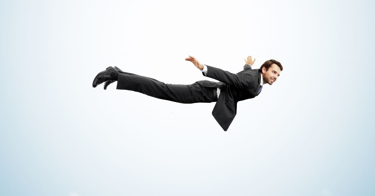 क्या पक्षियों की तरह उड़ सकता है इंसान, पंख जैसे होते हैं हाथ, तो क्यों ...