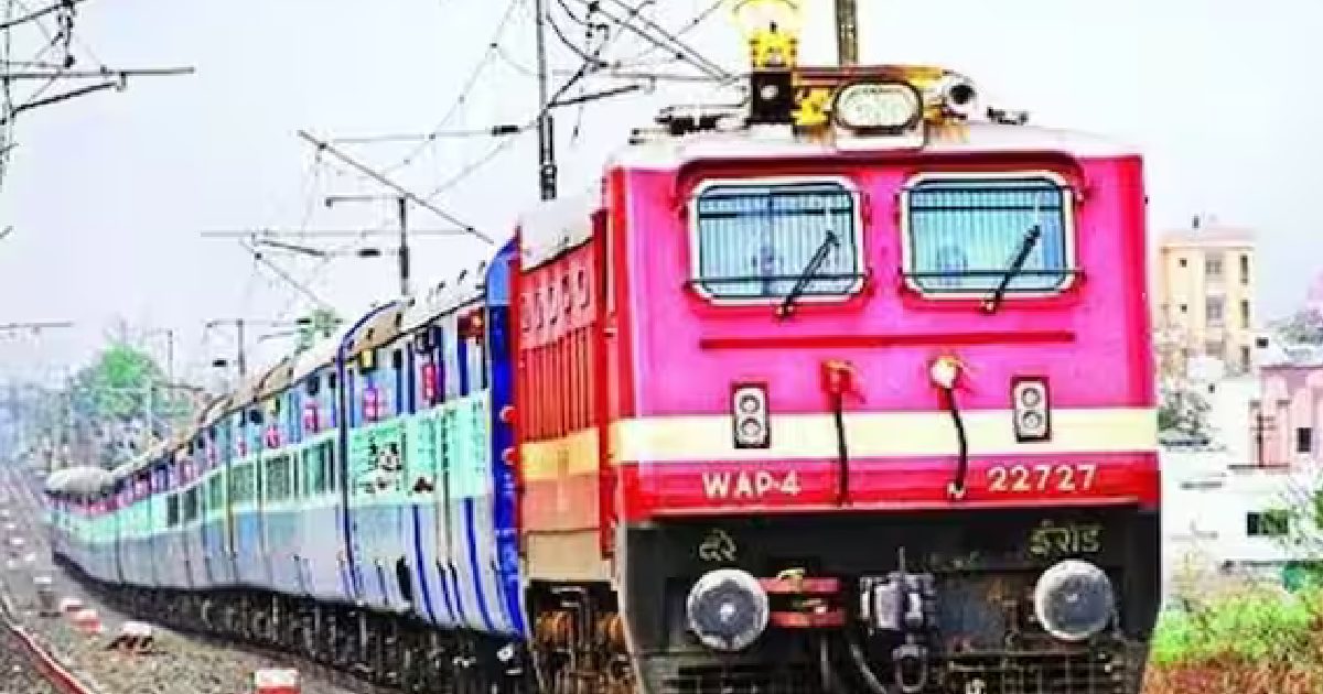 रेलवे ने मथुरा-पलवल के बीच पहली बार किया ये अनोखा प्रयोग, इंजन की स्पीड ... रेलवे ने मथुरा-पलवल के बीच पहली बार किया ये अनोखा प्रयोग, इंजन की स्पीड ...