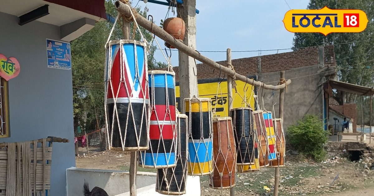 The tune of Bundelkhand Dholak is resonating in America Dholaks are ...