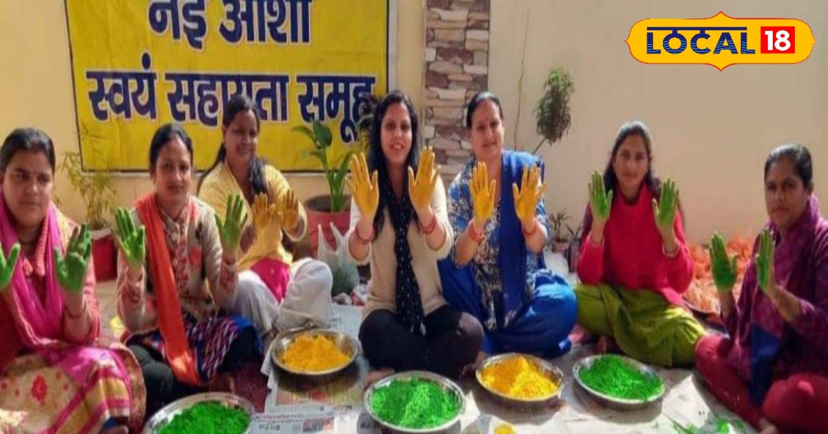 Asha Semwal along with other women making organic colour for holi 2024