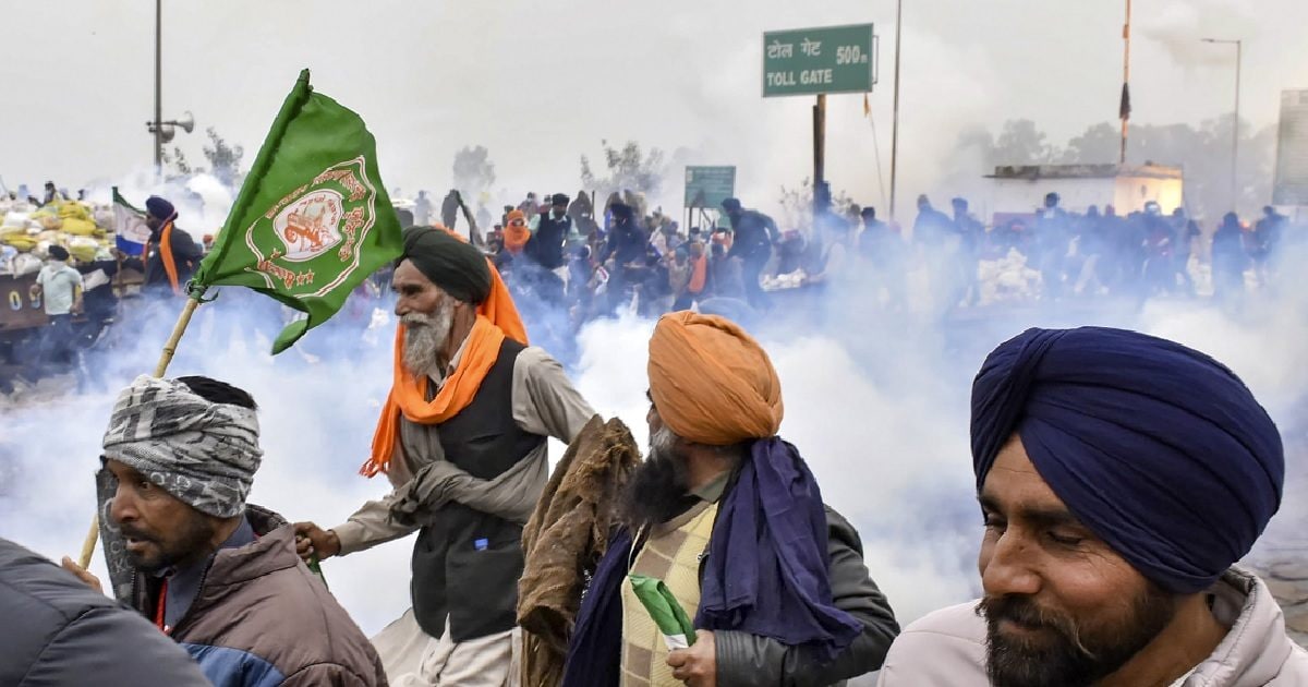 Kisan Andolan Live: शंभू के बाद खनौरी बॉर्डर पर किसानों का उपद्रव ...