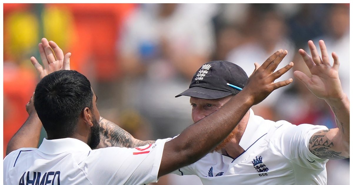 मुझे जुमे की नमाज पढ़नी थी, मैंने टीम मैनेजर को मैसेज किया, पर जवाब ...