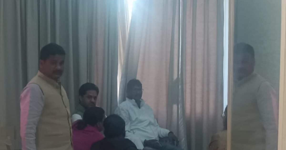 रांची के सर्किट हाउस का कमरा नंबर 107, कांग्रेस विधायकों का 3 घंटे तक ...