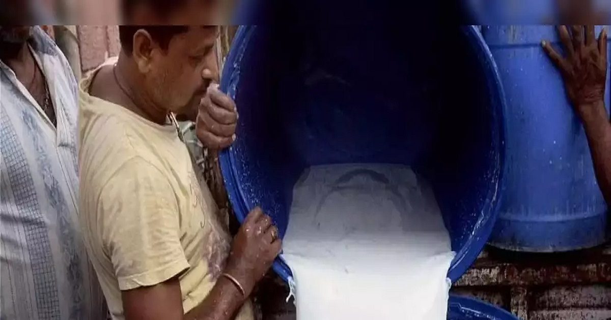 गोदाम में बनाई जाती थी 'मौत', ताले में बंद था सीक्रेट, दरवाजा तोड़ते ही ...