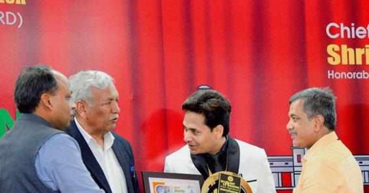 समर्पण और जुनून से सफलता मिलती हैः नीरज कुमार - success comes from ...