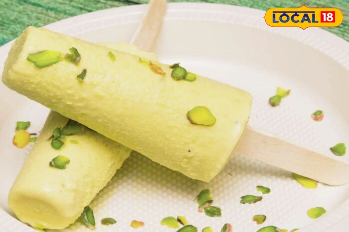 Crowds of people have been gathering here to eat Kulfi for 100 years ...