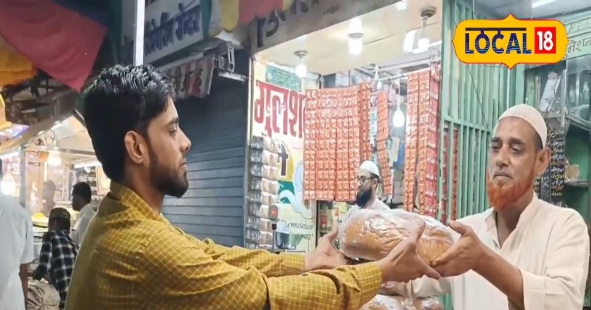 The biggest Naan of Nimar is made in this district of MP, its size is ...