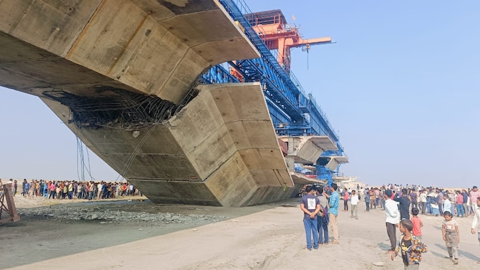 Bihar Bridge Collapse bihar supaul under construction bridge collapse ...
