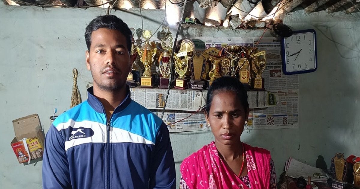 मिट्टी का घर है तो क्या...तखा देख चौंधिया जाएंगी आंखें, बड़े-बड़े कह ...