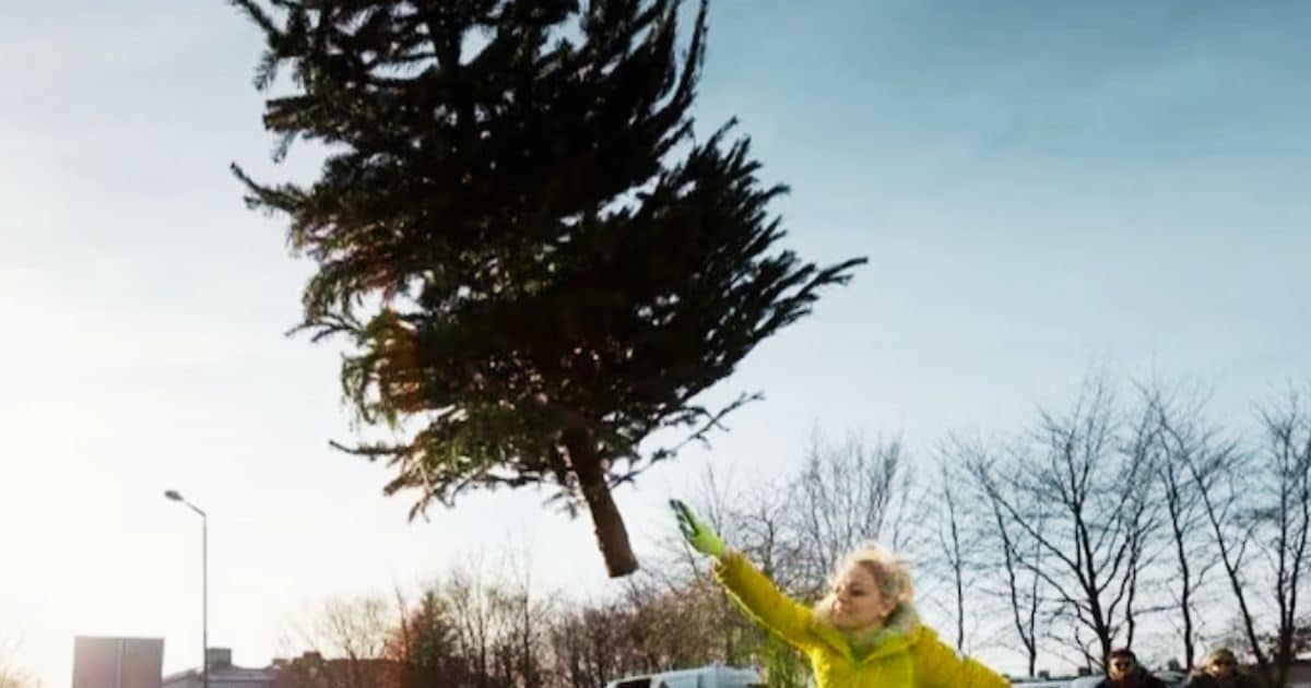 '7 करोड़ की गलती ...', मज़े से घूम रही थी महिला, जीती ऐसा कॉम्पटीशन ...