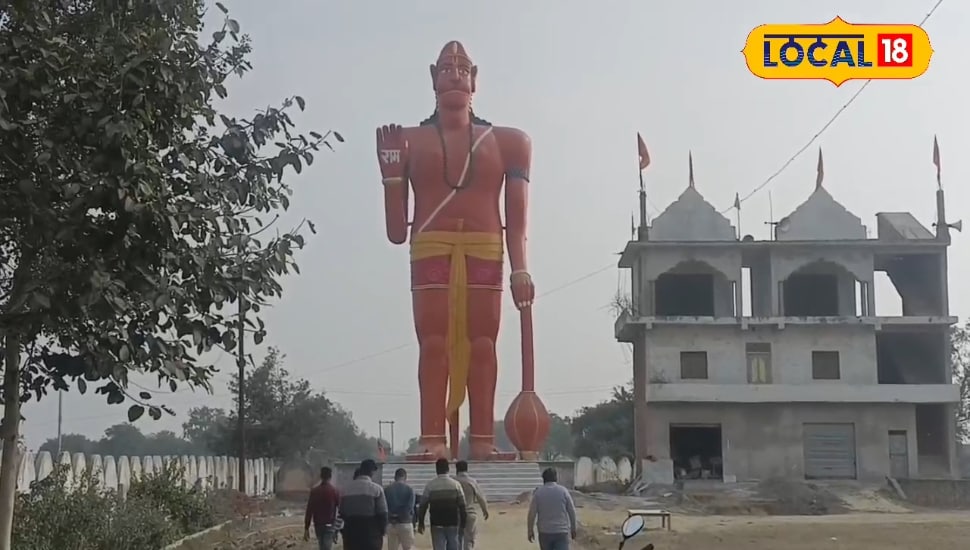 Just by darshan in this temple one gets special blessings of Hanuman ji ...