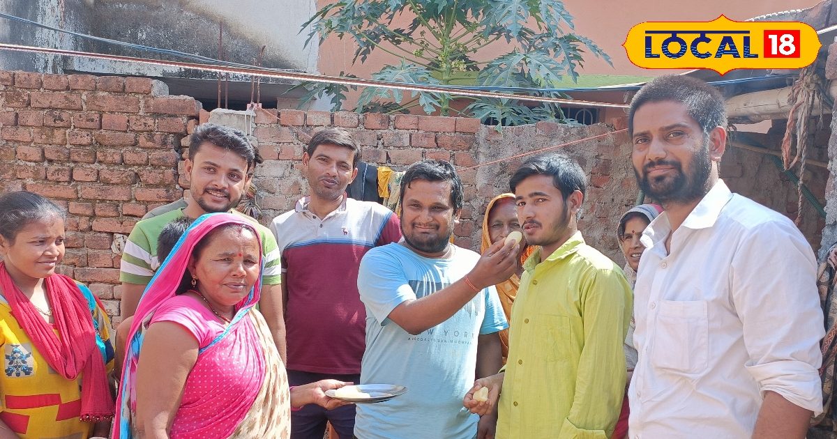 JAC Result: Mason's son becomes Godda topper in Inter Arts - News18 हिंदी