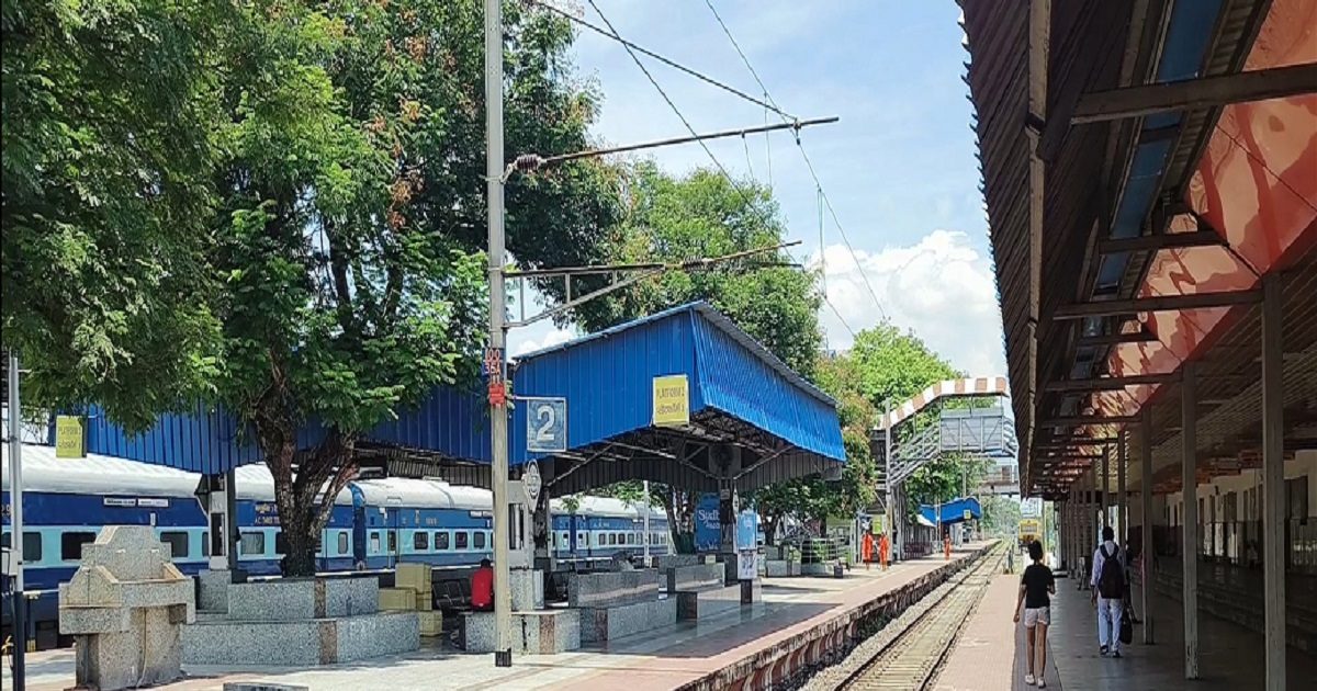 मध्य प्रदेश-झारखंड के इस रेल रूट पर 7 जोड़ी ट्रेन रद्द, जानिये रेल ...