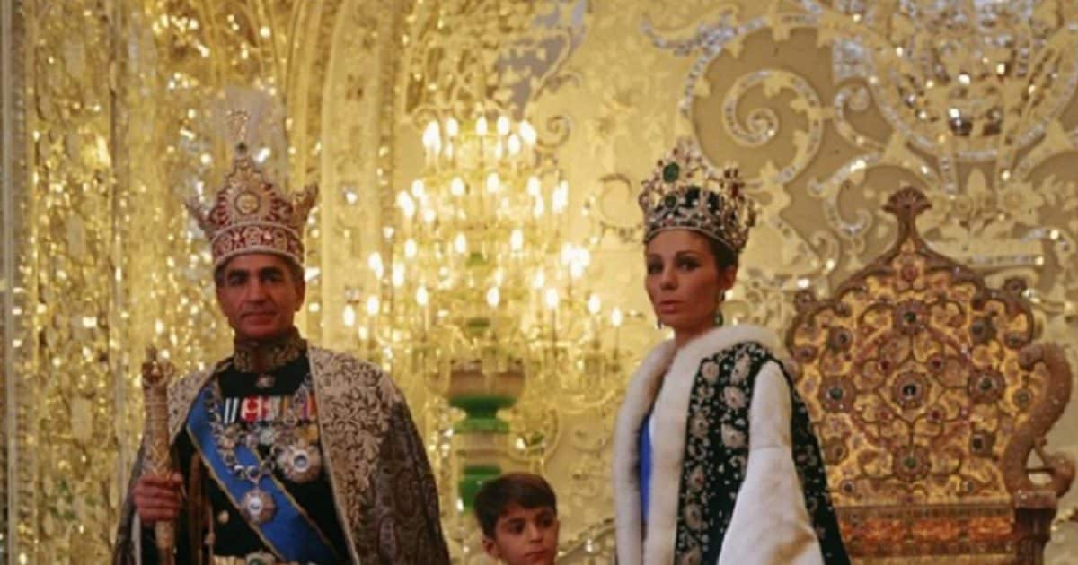 वो शख्स जिसके राज में ईरान था बहुत ही आधुनिक, क्यों उसे वहां से भागना ...