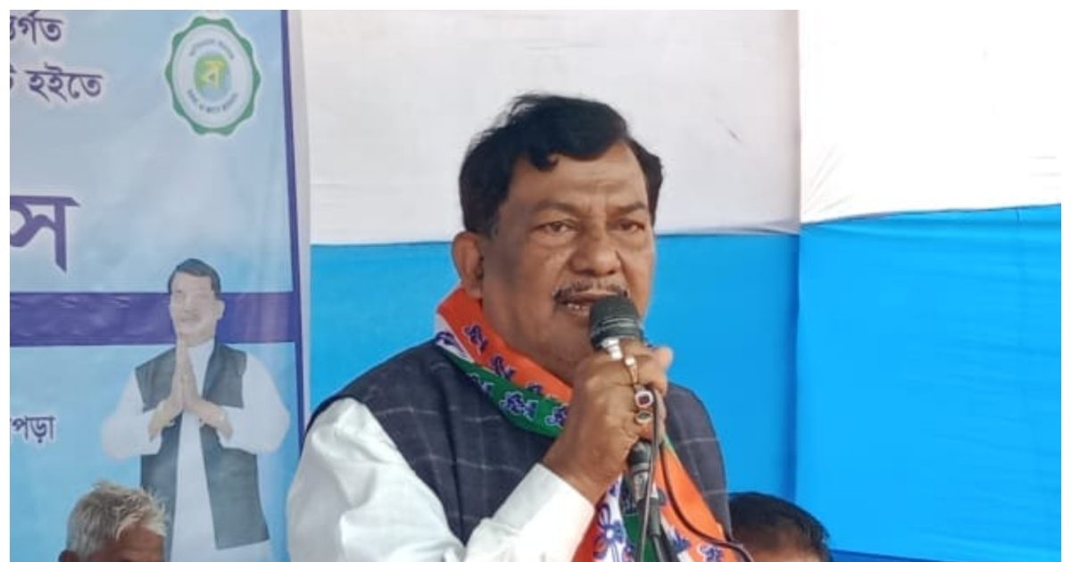 TMC MLA Threatens Voters: '26 को चली जाएगी सेंट्रल फोर्स, उसके बाद ...