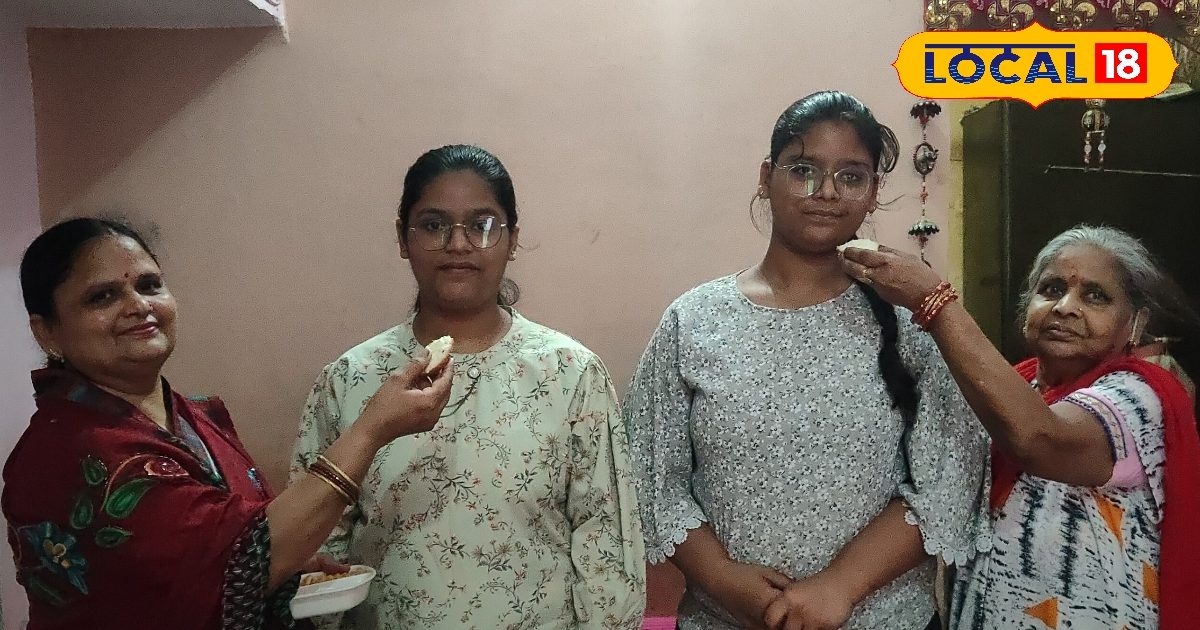 CBSE 12th Topper 2024: खुशी अग्रवाल ने 98.6% के साथ किया आगरा में टॉप ...