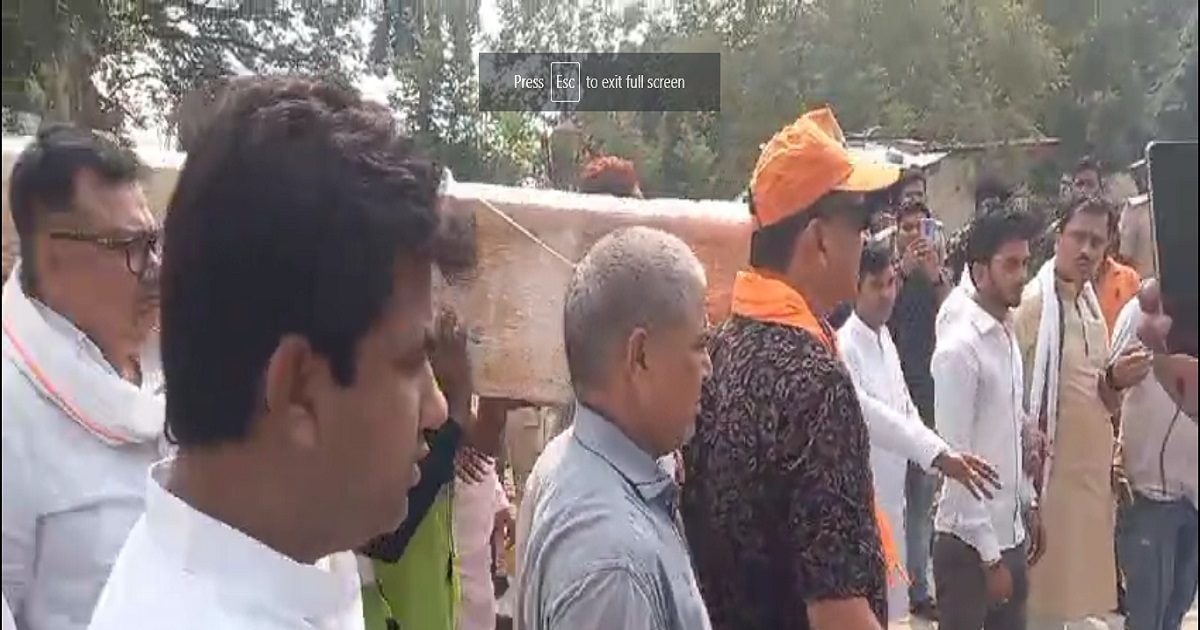 Sushil Kumar Modi Funeral Live: सुशील मोदी के आवास पहुंचा उनका पार्थिव ...