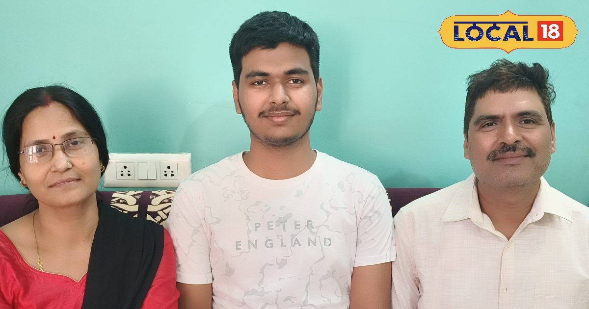 रंग लाई मेहनत...ऑडिट अफसर के बेटे ने JEE Advanced में हासिल की 371 रैंक