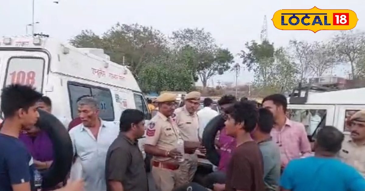 Police arrived after getting information about 16 people in the boat ...