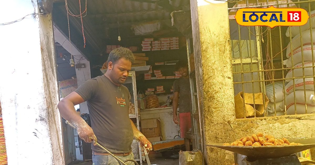 If you want to eat hot and crispy ganja, then go to Umesh Cinema Road ...