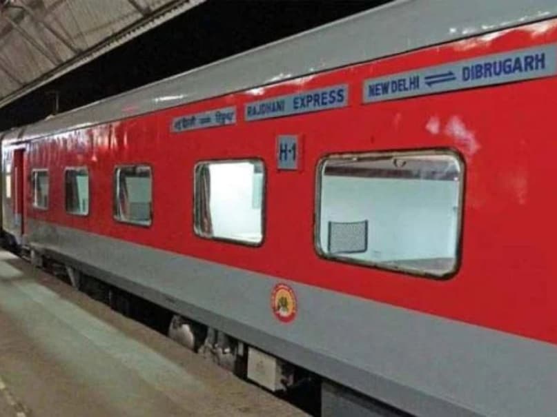 ट्रेन की टिकट पर लिखा है H1, H2 या A1 तो कहां बैठना चाहिए? जानिए किस ...