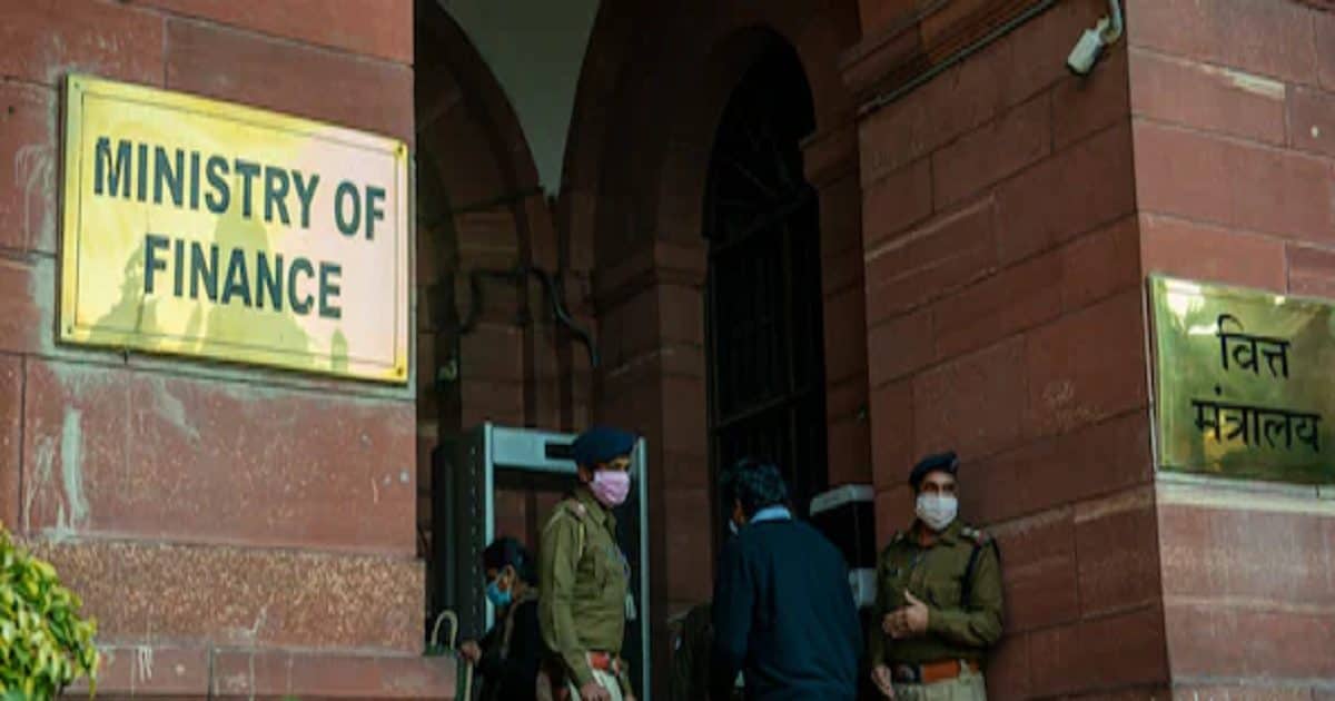 Tax Devolution: वित्त मंत्रालय ने राज्यों को भेजे 1.39 लाख करोड़ रुपये ...