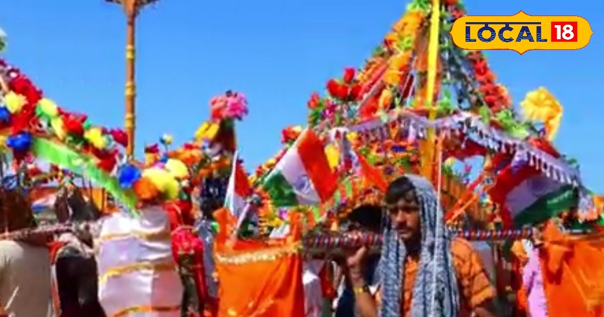 Pandit Devendra gave information about the auspicious time to offer ...